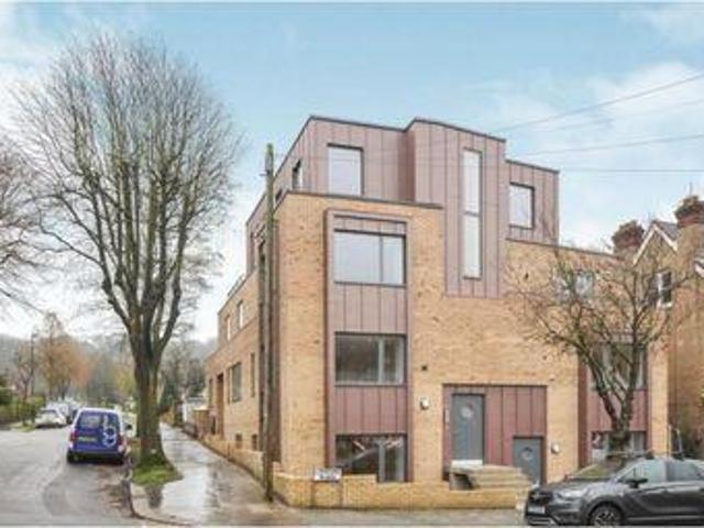 1 Bedrooms Flat for sale in Chalkhurst Court, 32 Lismore Road, South Croydon CR2