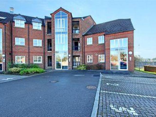 1 Bedrooms Flat for sale in Chancery Court, Brough, East Yorkshire HU15