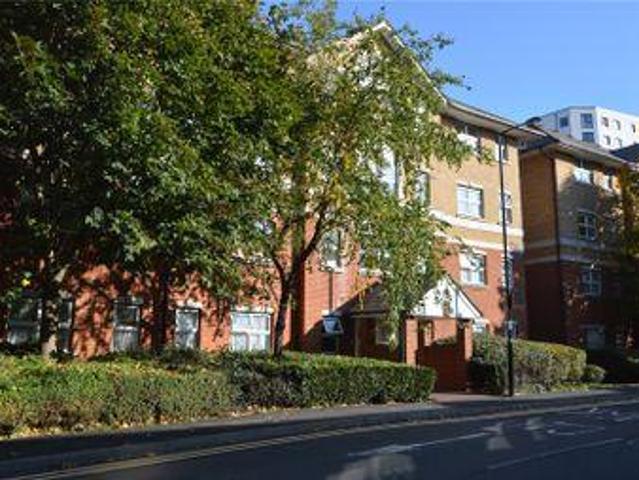 1 Bedrooms Flat for sale in Charles Street, Croydon CR0