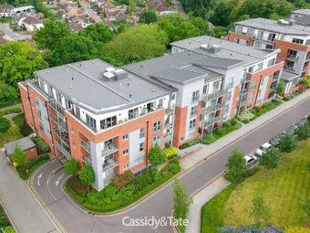 1 Bedrooms Flat for sale in Charrington Place, St. Albans, Hertfordshire AL1