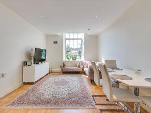 1 Bedrooms Flat for sale in Chartwell Court, 151 Brook Road, London NW2