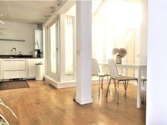 1 Bedrooms Flat for sale in Chepstow Road, Bayswater, London W2