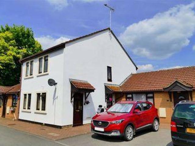 1 Bedrooms Flat for sale in Cherry Tree Court, Calne SN11