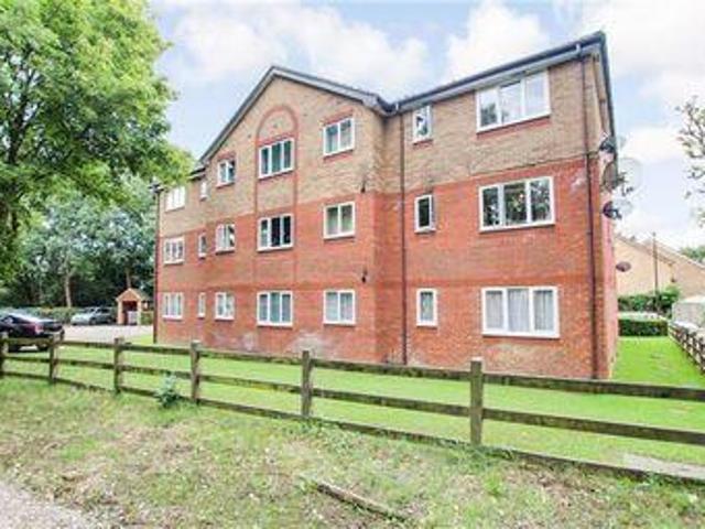 1 Bedrooms Flat for sale in Chetwood Road, Crawley RH11