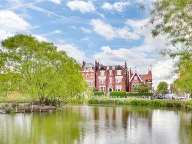 1 Bedrooms Flat for sale in Clapham Common South Side, London SW4