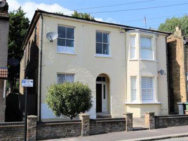 1 Bedrooms Flat for sale in Clarendon Road, Walthamstow, London E17