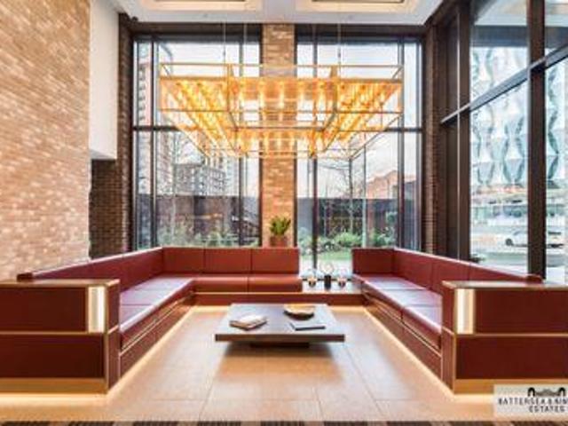 1 Bedrooms Flat for sale in Clowes Walk, London SW11