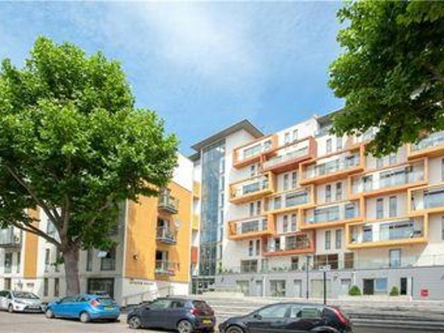 1 Bedrooms Flat for sale in Crampton Street, Elephant & Castle SE17