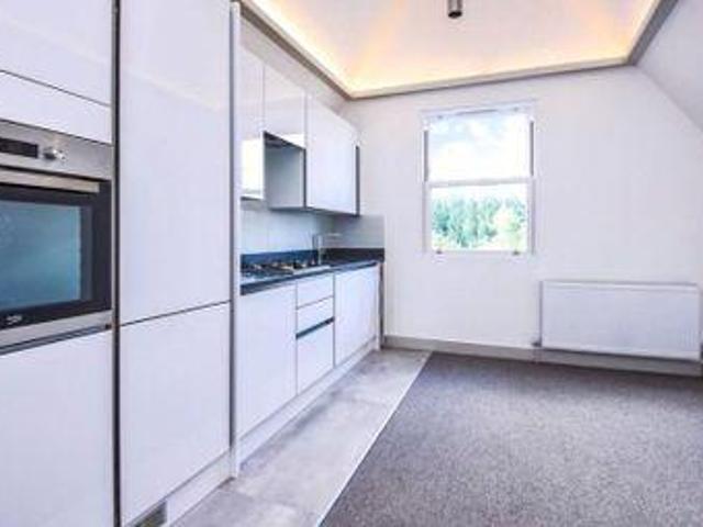 1 Bedrooms Flat for sale in Croham Road, South Croydon CR2