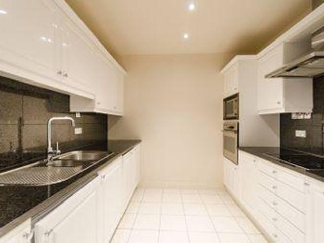 1 Bedrooms Flat for sale in Cromwell Road, South Kensington SW7