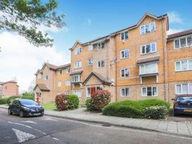 1 Bedrooms Flat for sale in Cumberland Place, London SE6