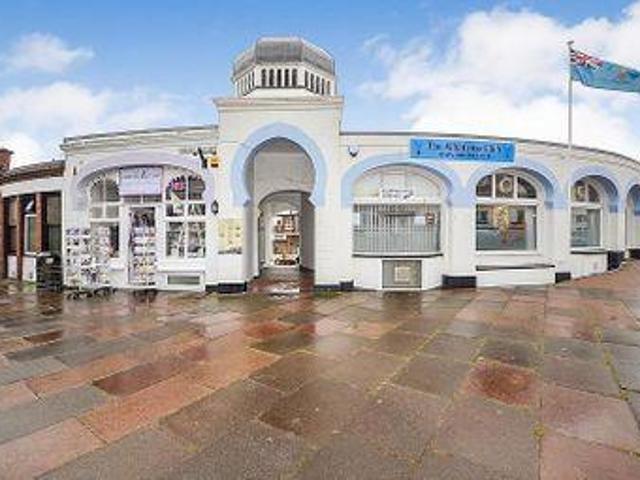 1 Bedrooms Flat for sale in And 14A Marina Arcade, Bexhill On Sea TN40