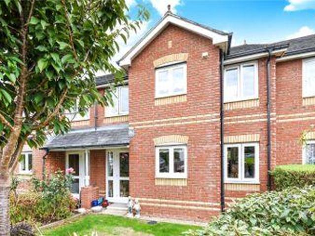 1 Bedrooms Flat for sale in Ackender Road, Alton, Hampshire GU34