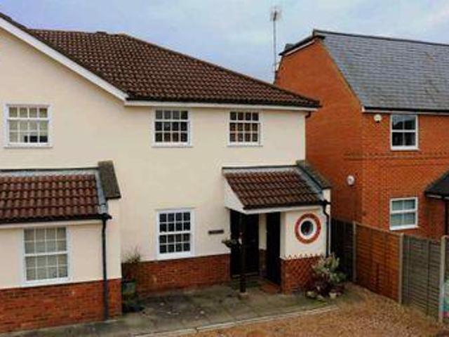 1 Bedrooms Flat for sale in Alyson Court, North Town Road, Maidenhead SL6