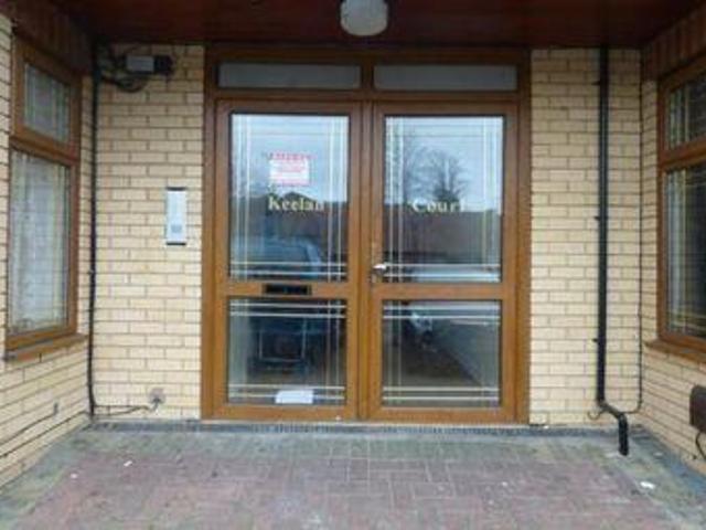 1 Bedrooms Flat for sale in Albert Road, Ilford IG1
