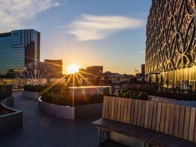 1 Bedrooms Flat for sale in Apartments In Birmingham, Snow Hill, Birmingham B4
