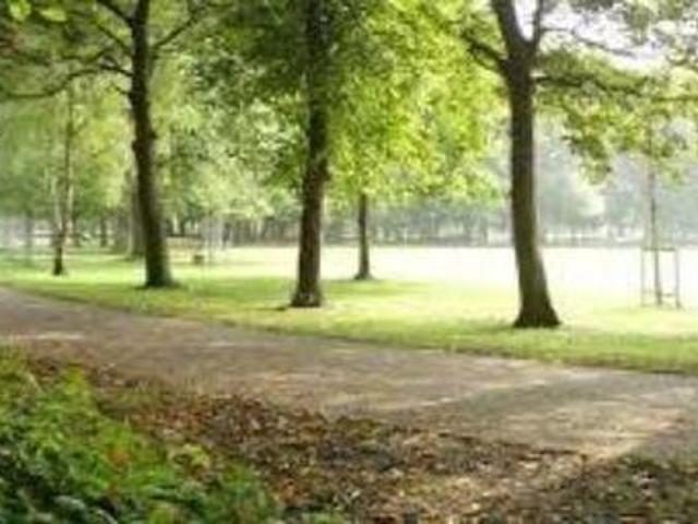 1 Bedrooms Flat for sale in Apartments In Manchester, Brindley Road, Manchester M16