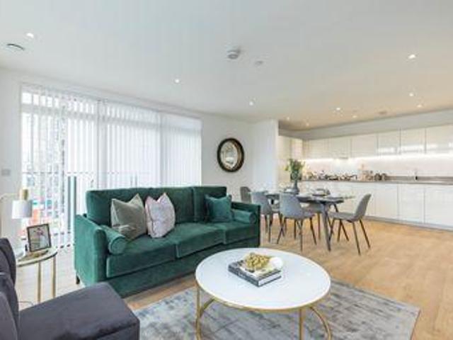 1 Bedrooms Flat for sale in Artillery Place, London SE18