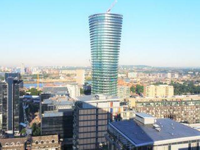 1 Bedrooms Flat for sale in Arena Tower, Canary Wharf, London E14
