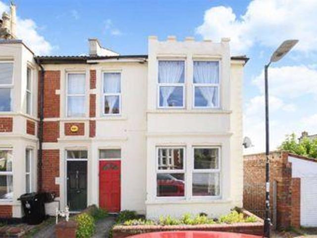 1 Bedrooms Flat for sale in Ashgrove Road, Ashley Down, Bristol BS7