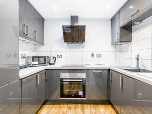 1 Bedrooms Flat for sale in Ashdown Court, Barking IG11