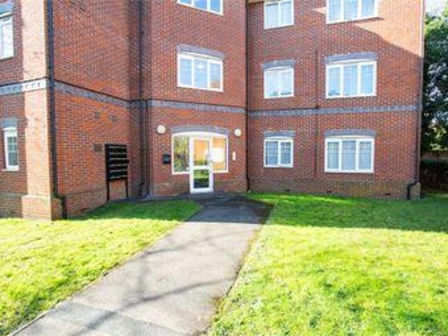 1 Bedrooms Flat for sale in Ashdene Gardens, Reading, Berkshire RG30