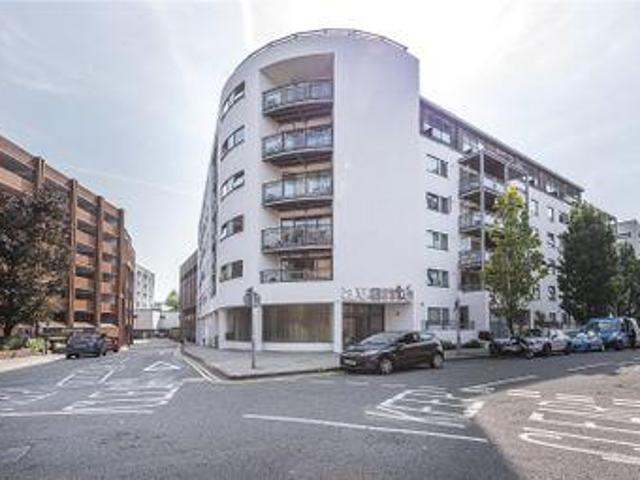 1 Bedrooms Flat for sale in Avante Court, The Bittoms, Kingston Upon Thames KT1