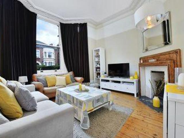 1 Bedrooms Flat for sale in Avenue Crescent, London W3