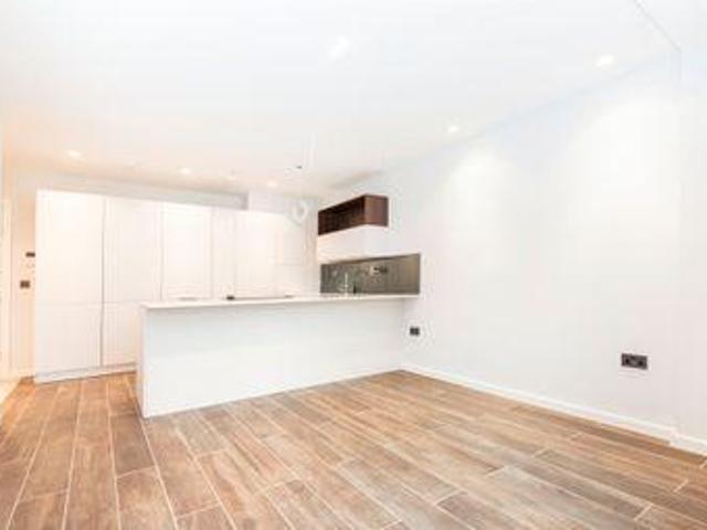 1 Bedrooms Flat for sale in Boundary Lane, London SE17