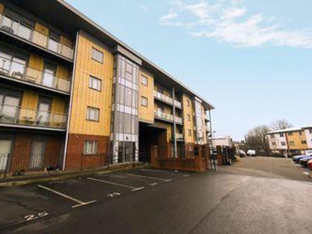 1 Bedrooms Flat for sale in Bolton Road, Blackburn BB2