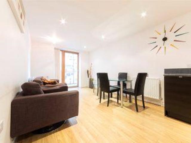 1 Bedrooms Flat for sale in Bath House, 5 Arboretum Place, Barking IG11
