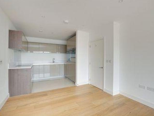 1 Bedrooms Flat for sale in Bayliss Heights, 8 Peartree Way, London SE10