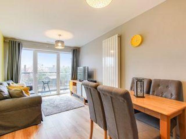 1 Bedrooms Flat for sale in Banstead Court, 60 Westway, London W12