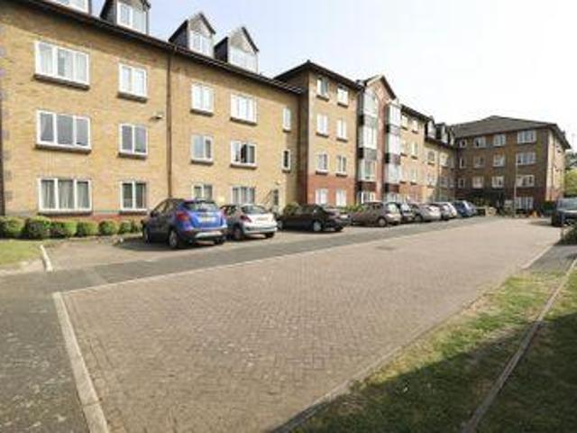 1 Bedrooms Flat for sale in Barkers Court, Sittingbourne ME10