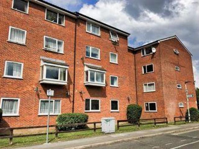 1 Bedrooms Flat for sale in Barking, Essex, United Kingdom IG11