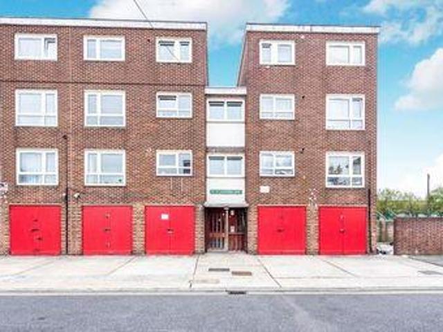 1 Bedrooms Flat for sale in Barking, Essex, United Kingdom IG11