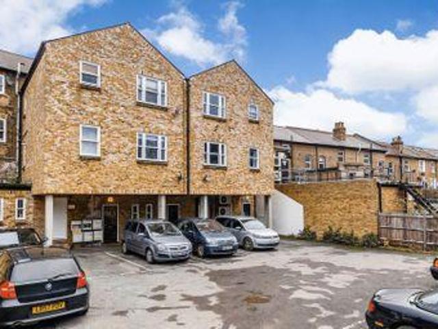1 Bedrooms Flat for sale in Bexley High Street, Bexley DA5
