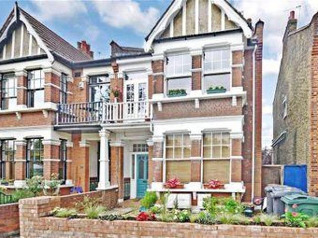 1 Bedrooms Flat for sale in Beacontree Avenue, London E17