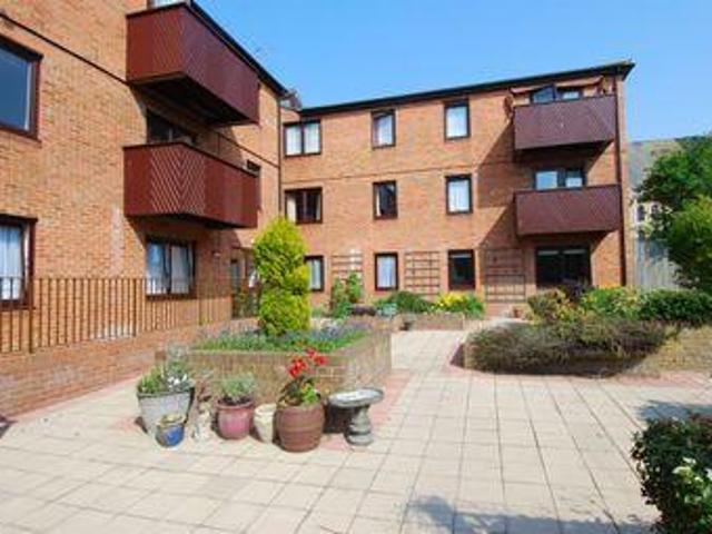 1 Bedrooms Flat for sale in Beach Street, Herne Bay CT6