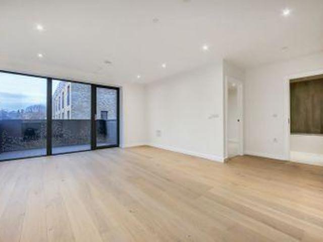 1 Bedrooms Flat for sale in Beatrice Place, London SW19
