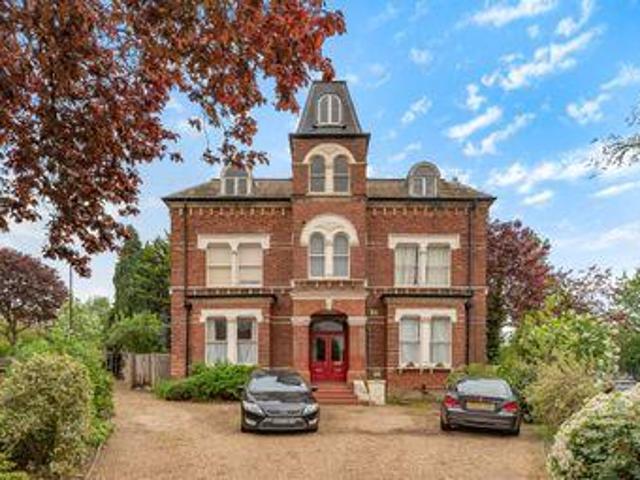 1 Bedrooms Flat for sale in Birdhurst Road, South Croydon CR2