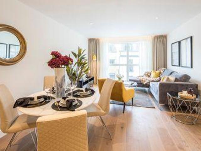 1 Bedrooms Flat for sale in Bishops Gate, Fulham High Street SW6