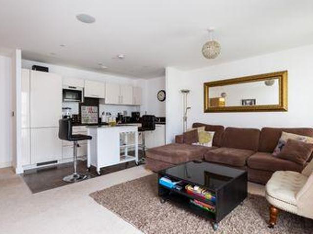 1 Bedrooms Flat for sale in Bramwell Way, London E16