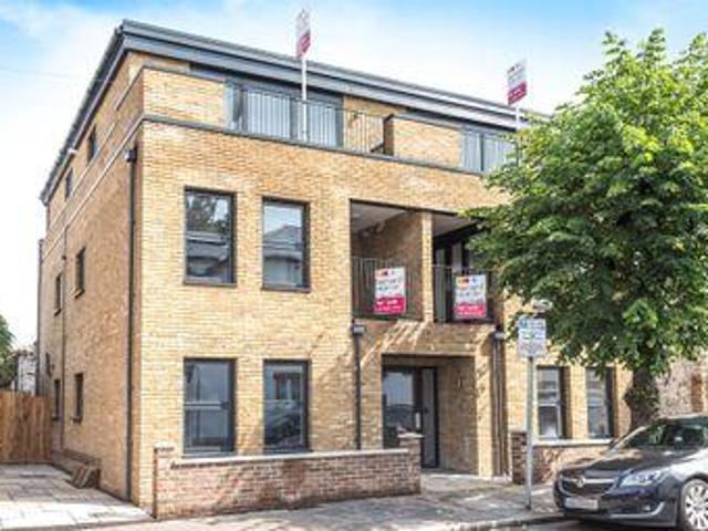 1 Bedrooms Flat for sale in Brighton Road, South Croydon CR2