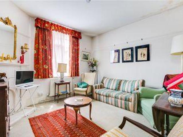 1 Bedrooms Flat for sale in Britten Street, London SW3