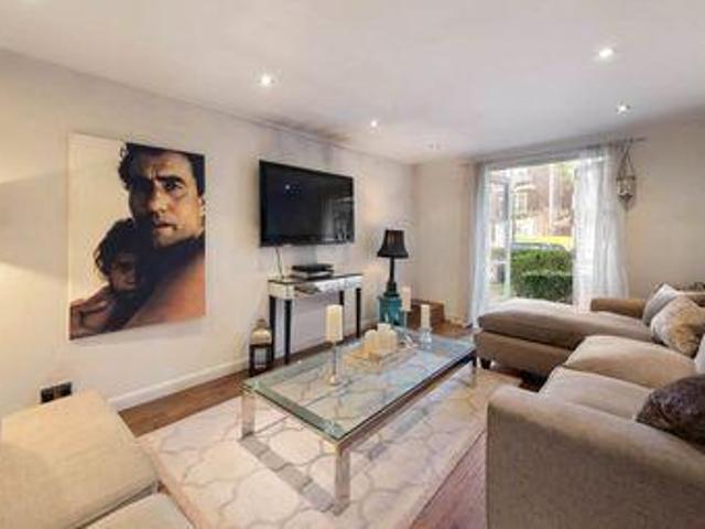 1 Bedrooms Flat for sale in Brompton Park Crescent, London SW6