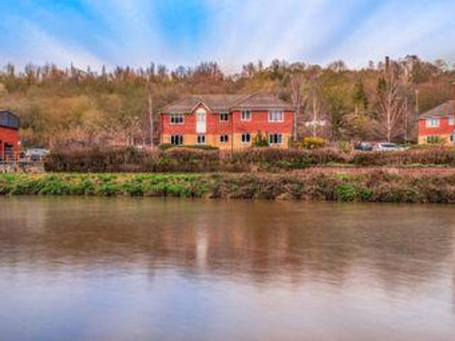 1 Bedrooms Flat for sale in Butlers Close, St. George, Bristol BS5