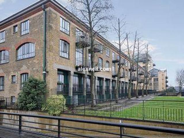 1 Bedrooms Flat for sale in Burrells Wharf Square, London E14