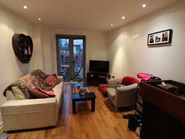 1 Bedrooms Flat for sale in Gotts Road, Leeds LS12