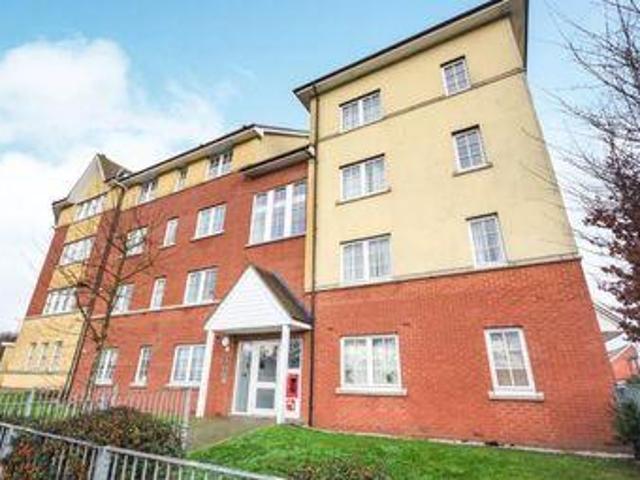 1 Bedrooms Flat for sale in Gainsborough Close, Basildon SS14
